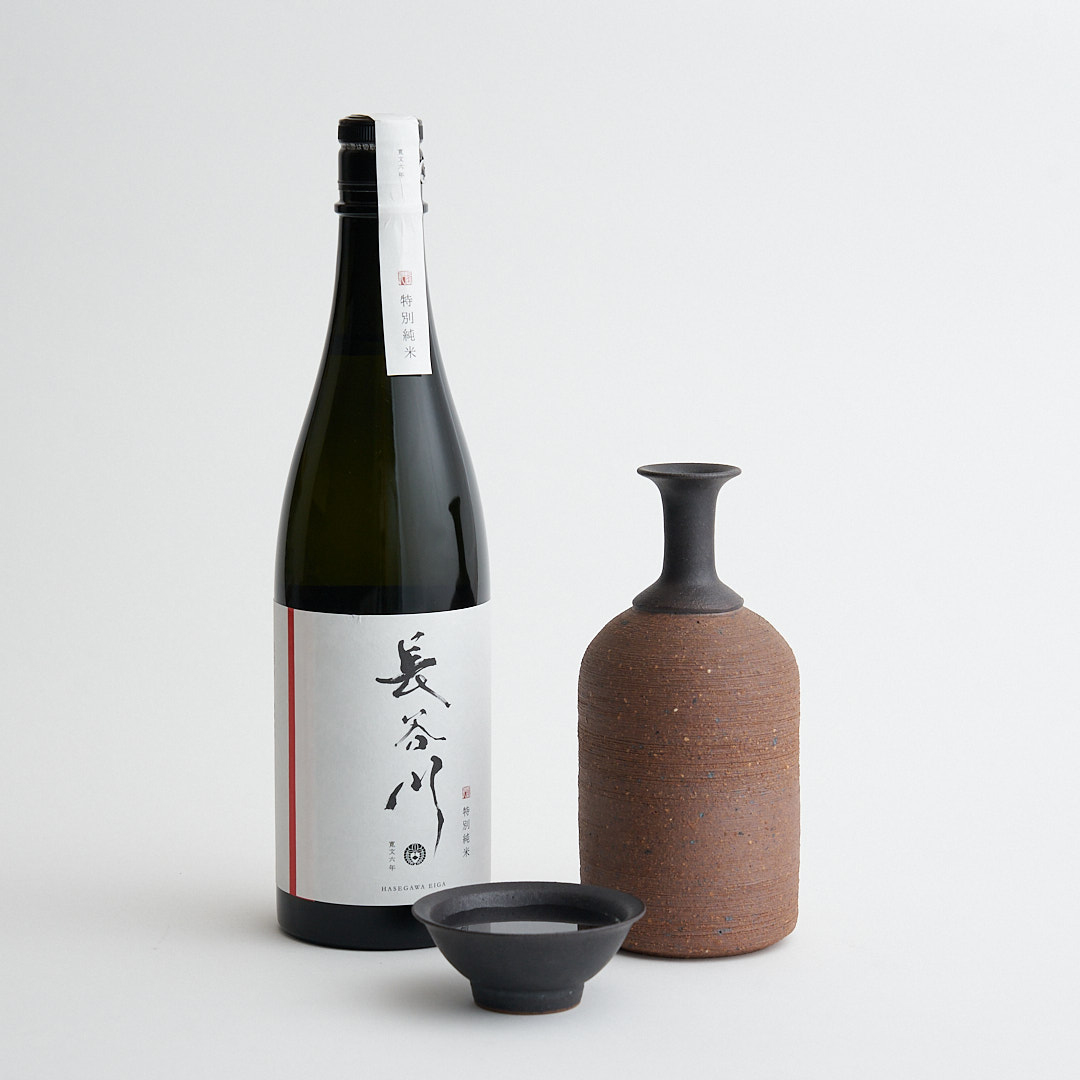 “Tokkuri” Deepens the Taste of Warm Sake | Hasegawa Eiga - sake